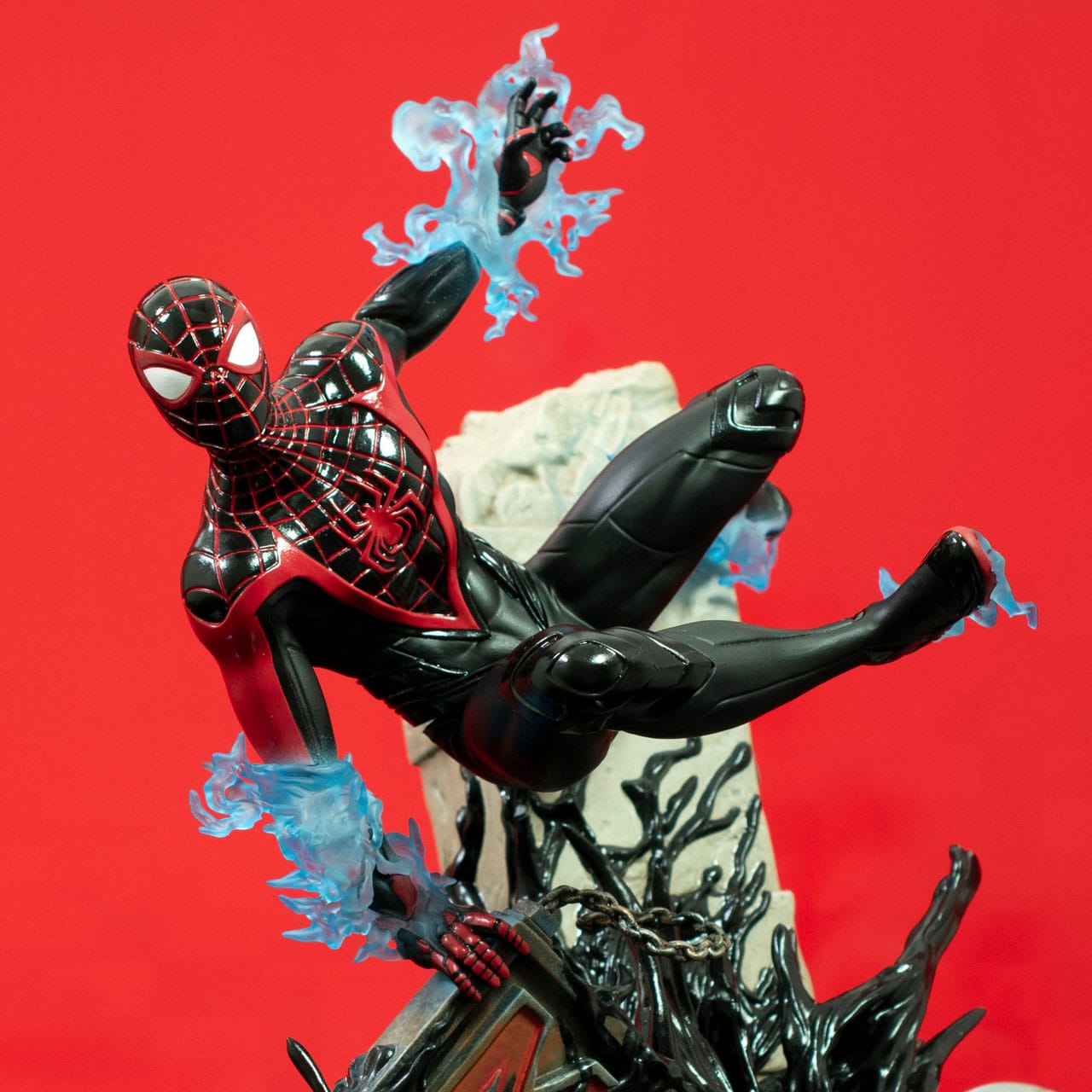 Marvel's Spider-Man 2 - Miles Morales (Gamerverse) Gallery Deluxe PVC ...
