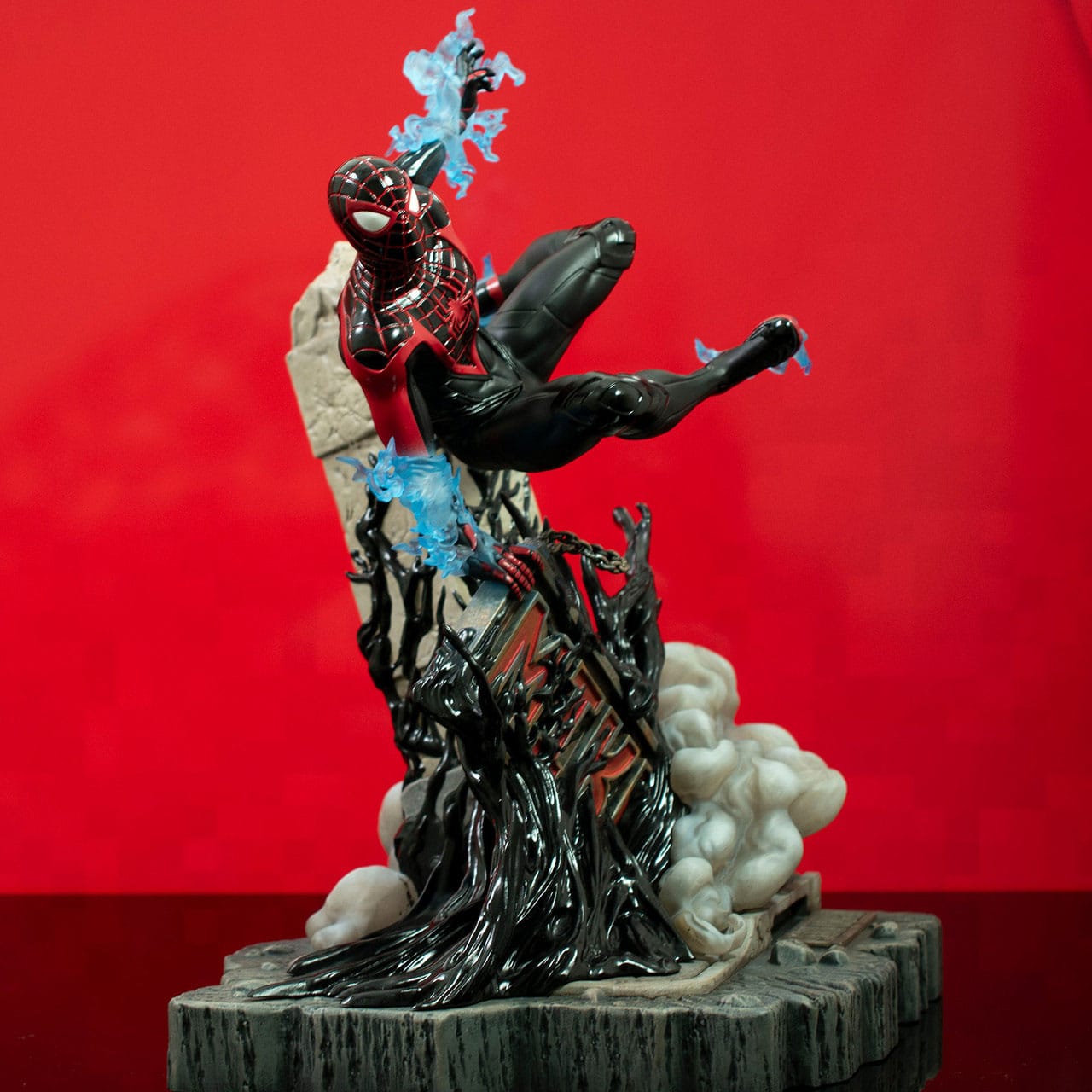 Marvel's Spider-Man 2 - Miles Morales (Gamerverse) Gallery Deluxe PVC ...